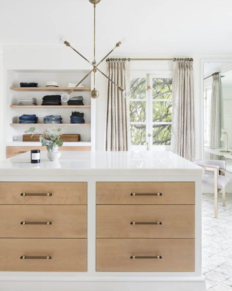 Buy Angled Straight Lucite Drawer Pull - Night Post | Handle